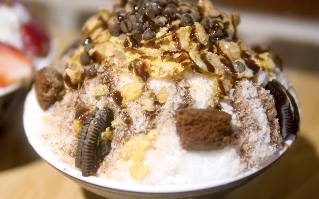 Siroo and Juk Story Chocolate Snow Ice - JMORE